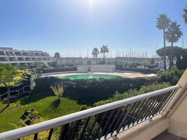 Vue Port Et Piscine - Terrasse, Clim, 2 Ch - Aigues-Mortes