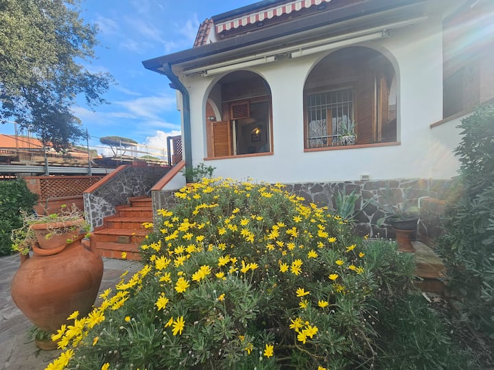 La Casa Del Faro - Italy