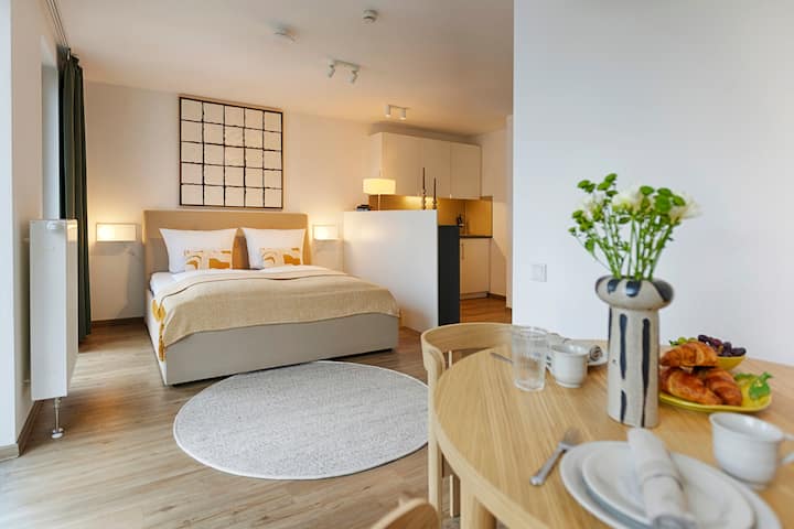 Homie Stay Am Ring - Free Underground Parking - Eibelstadt