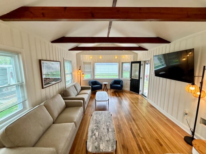 Sea’s The Day - Big Yard, Walk To Beach, Parking - Belmar, NJ