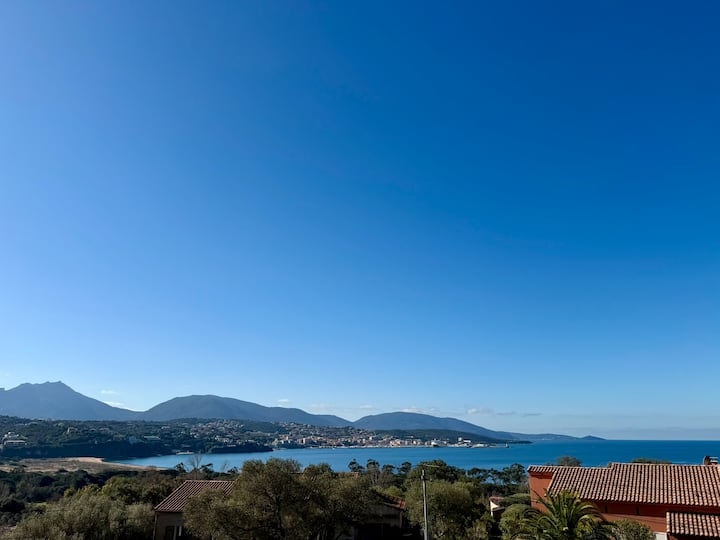 Maison 4 Chambres Vue Mer – Jardin & Plage à 1 Min - Propriano