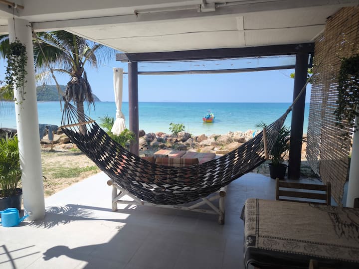 Beachfront Apartment In Central Chaloklum - Ko Pha-ngan