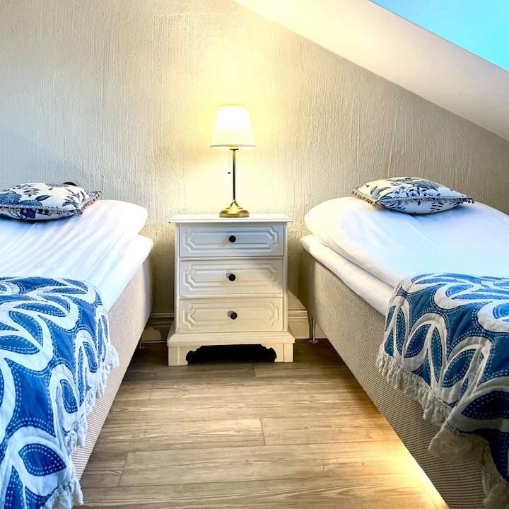 Cozy Room With Two Single Bed - Malmö