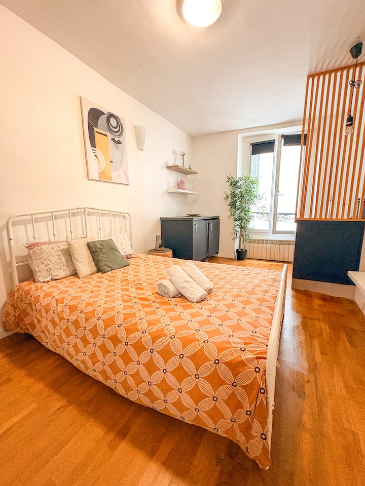 À Deux Pas Du Métro - Paris 2 - Paris