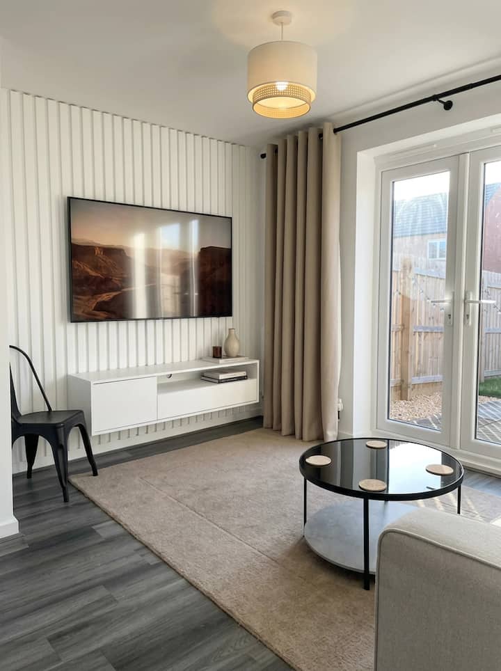 2-bed House | Work & Relax - バーバリー