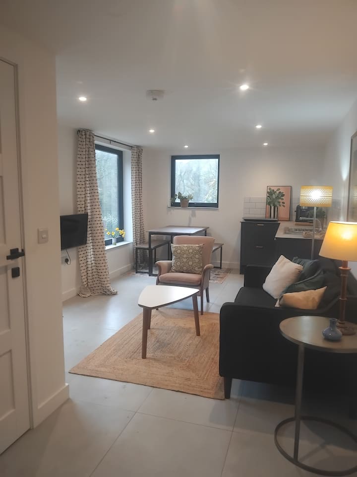 Tawny Croft - Crowborough