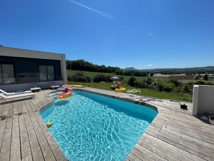 La Maison De Eurre : Douceur Du Sud, Piscine, Vue - Crest