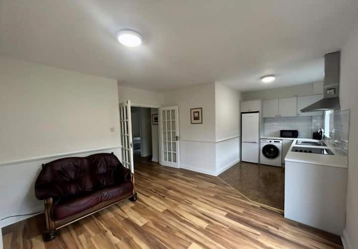 Newly Refurbished Property Close To City Centre - Limerick