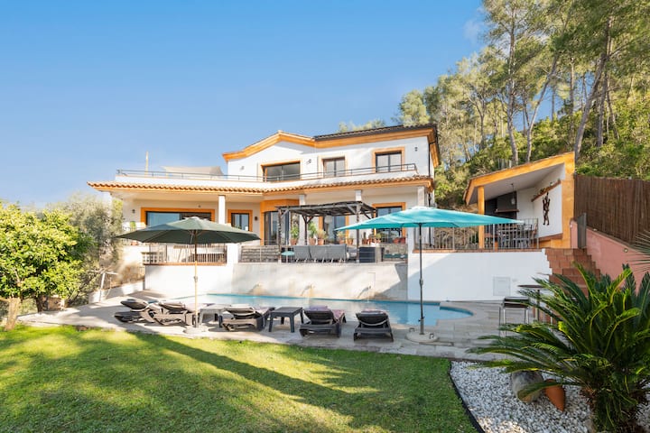 Private Pool Paradise | Villa Serena By Pg - Canyelles