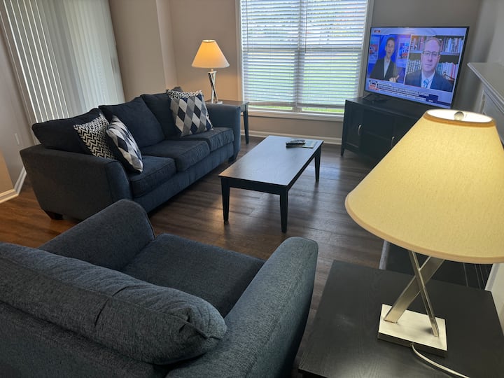 Popular Location And Lots Of Space - Dublin! - Dublin, OH