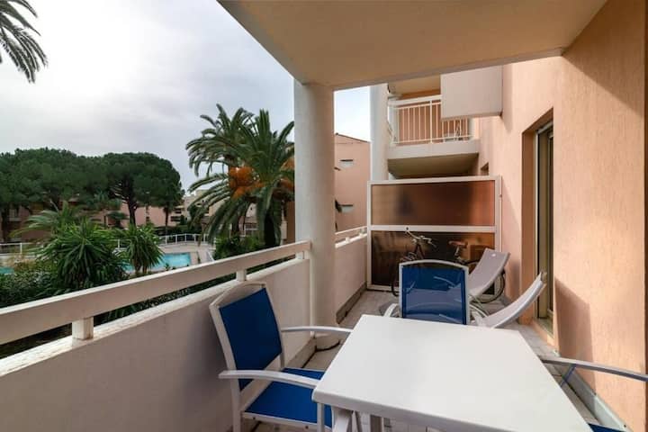 Charmant Petit Cocon Avec Piscine - Vallauris