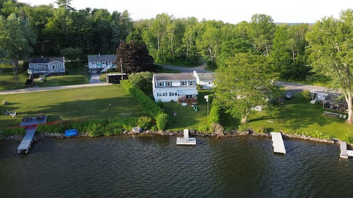 Elegant Lakefront Retreat W/ Deck & Dockside Views - Pittsfield, MA