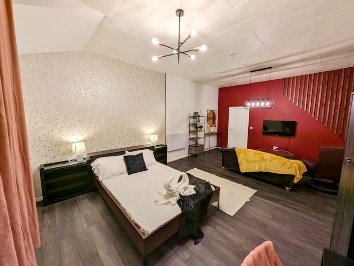 Cozy 1 Bed Apartment With Kitchen In Town - 羅奇代爾