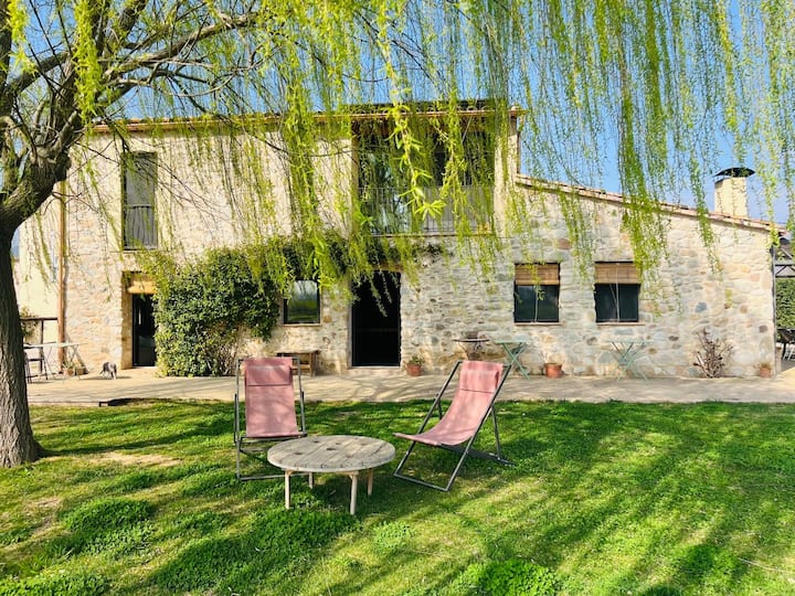 Masia Can Pares With Pool & Stunning Surroundings - Salt