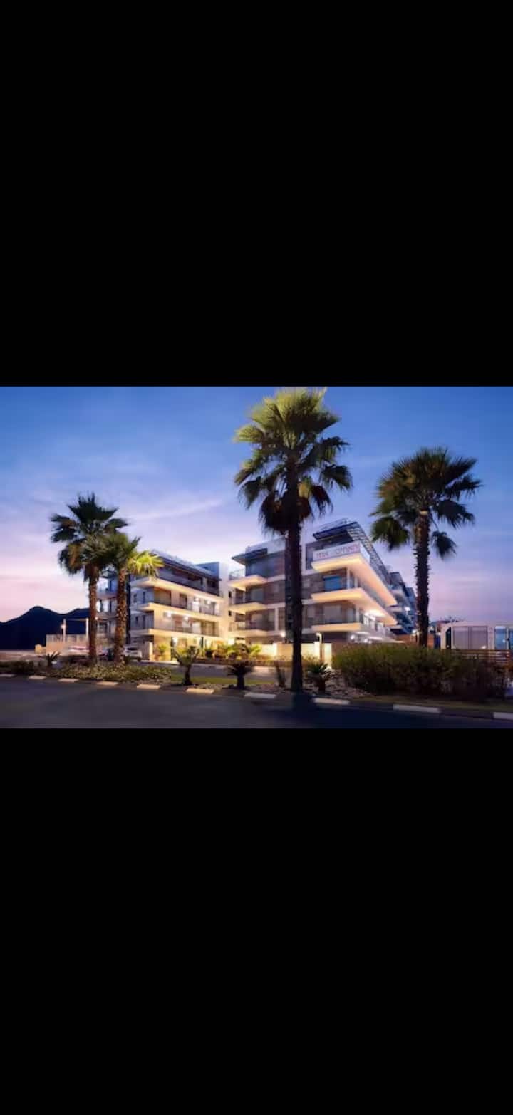 נוי באילת- סוויטת גן
בקומפלקס היוקרתי U360 - Eilat