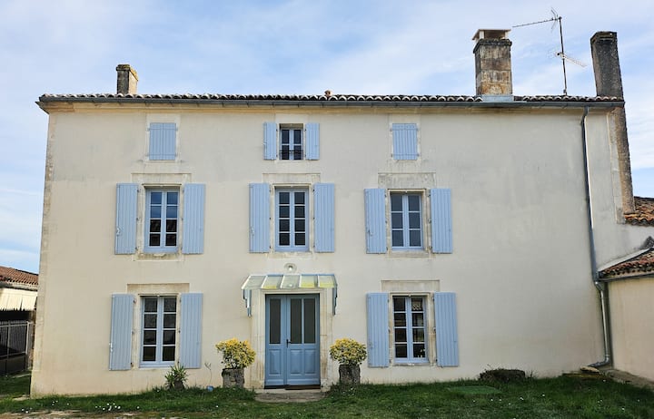 Le Petit Routin, Maison Familiale - Angoulême