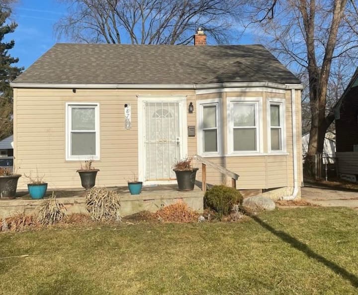 Kingsville Place - ウォレン, MI