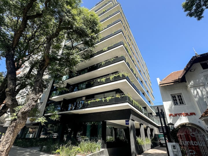 Apartamento De Lujo En Punta Carretas C/piscina - Montevideo