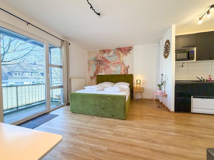 Apartment Mit Balkon, Gutes Parken Für Long Stay - Essen
