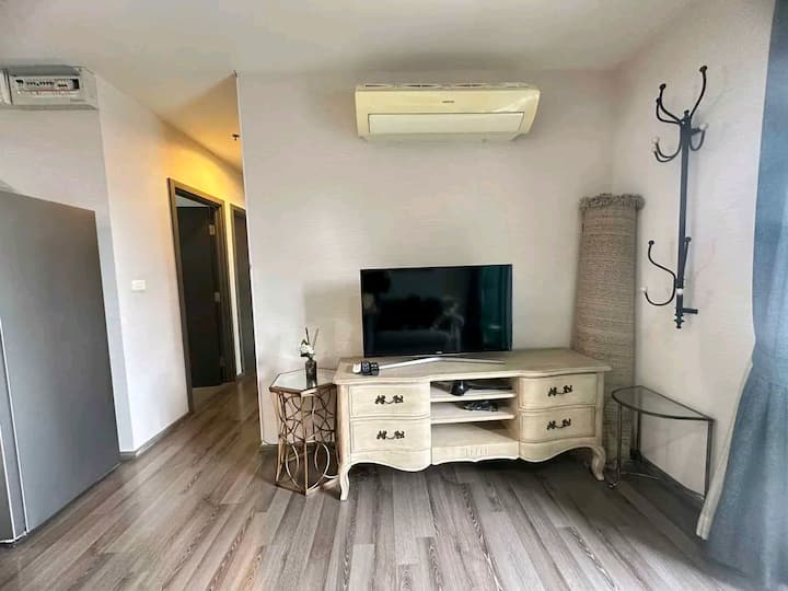 Stylish 2 Br Near Habito Mall | The Base Parkwest - Bangkok