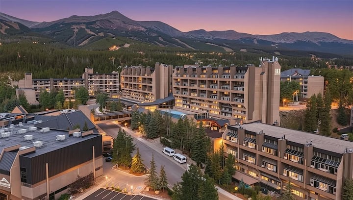 4 Bedroom Ski-in/ski-out At Beaver Run Peak 9 - Breckenridge, CO