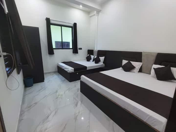 Braj Bhoomi Home Stay - Mathura