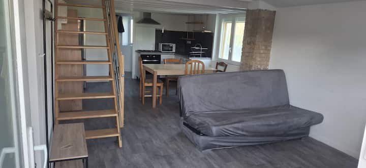 Maisonnette à La Campagne - Crest