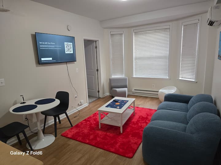The Peanuts Pad: Fun 1br @ The Ashley - Detroit, MI