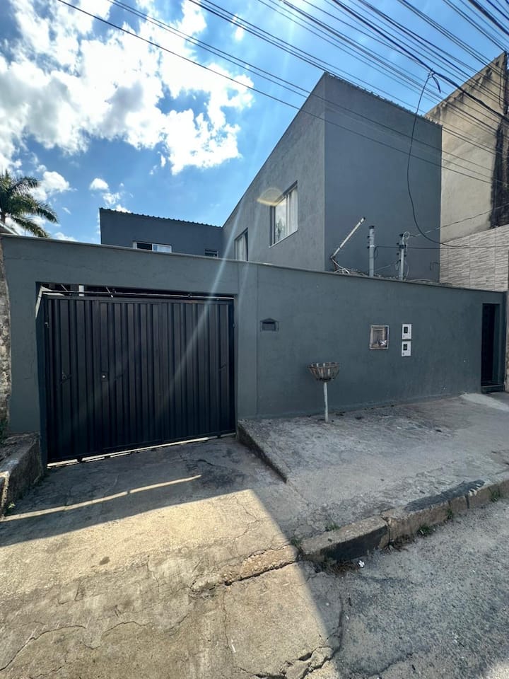 Casa Aconchegante Para Famílias - Belo Horizonte