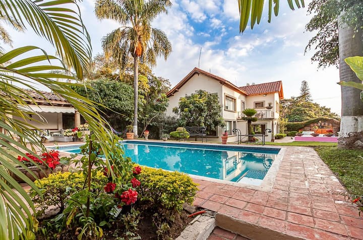Hermosa Villa Mexicana Ideal Para Familias - Cuernavaca