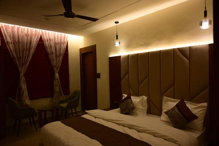 Best Hotel Haridwar Near Har Ki Puri And 1km - Haridwar