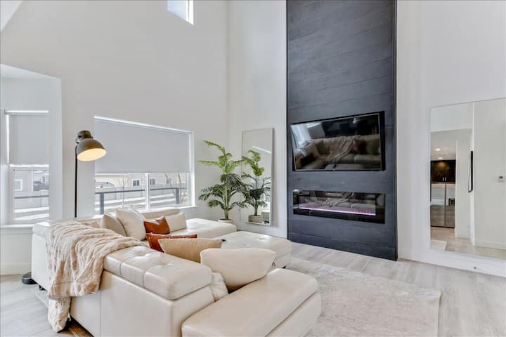 Spacious Retreat, Sleeps 8 Confortably In Vineyard - Orem, UT