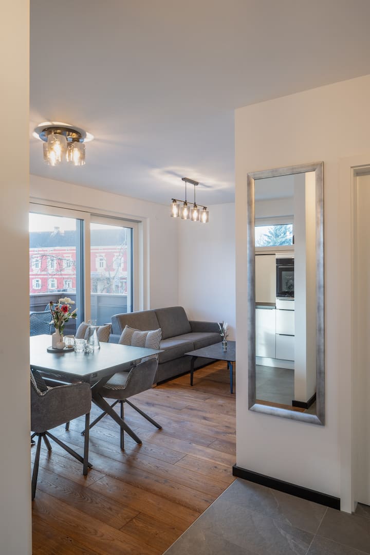 Ruhiges Design-apartment Mit Balkon - Lush - Bad Waltersdorf