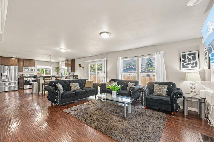 Tc1: Cloud Villa In Safe Neighborhood- 5br - Tacoma, WA
