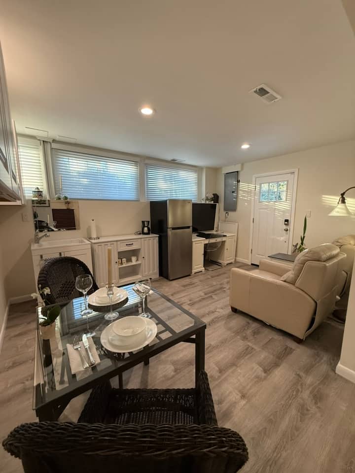 Downtown Westport Ct Studio - Weston, CT