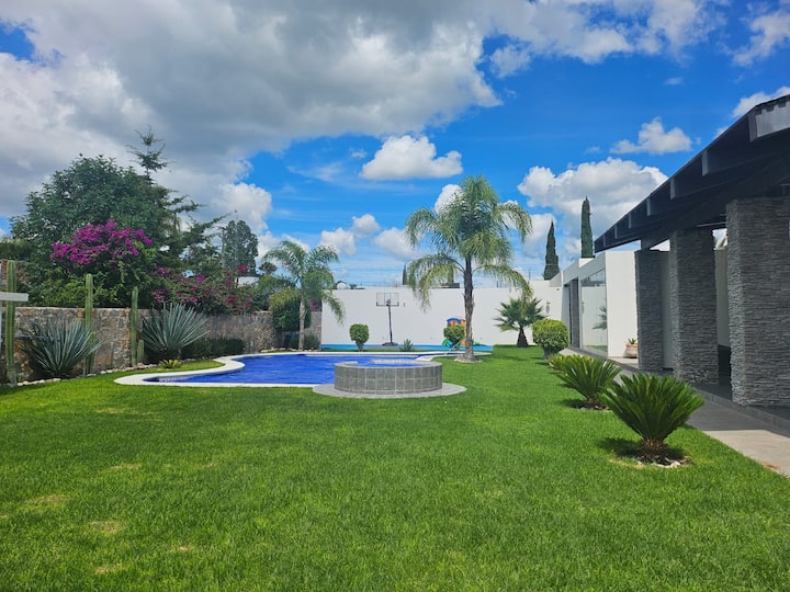 Tequisquapan Lujosa Casa Con Alberca - México