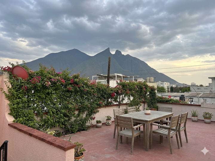 Depa Zona Tec Con Terraza - Monterrey