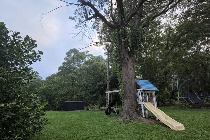 Bougainvillea Farmstay - Coffs Harbour, Australia