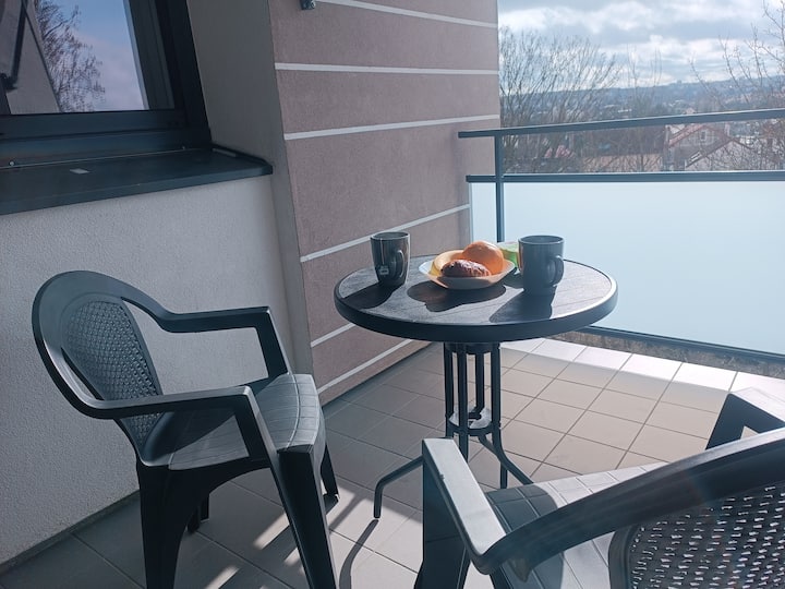 4 Pièces à Sevran
à 20' De Cdg | 25' De Paris - Sevran