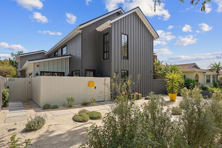 Architect Loft Studio | Private West La Adu - Culver City, CA