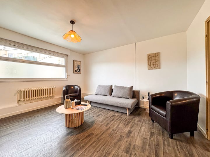 Spacieux T3 à 3 Min De La Gare - Bressuire