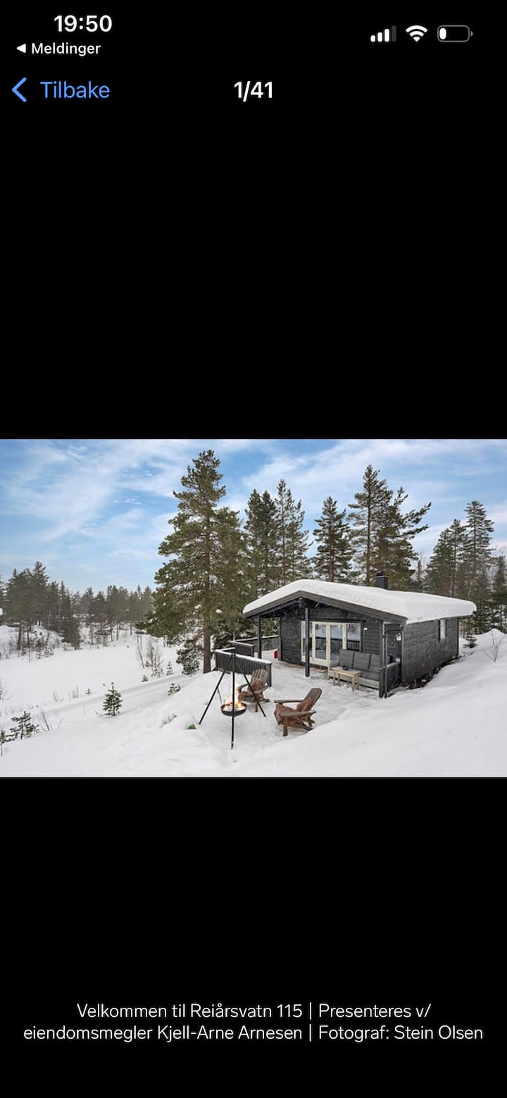 Hytte Med Herlig Beliggenhet. - Norway
