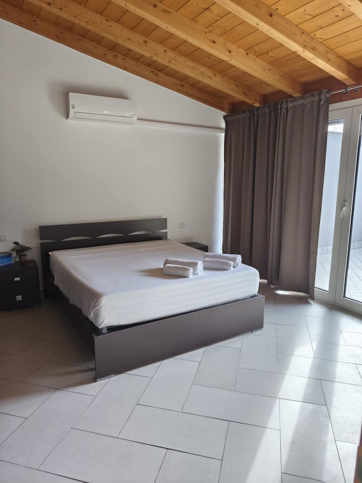 [Business Flat Min. 30 Days]709_rdm - Monza