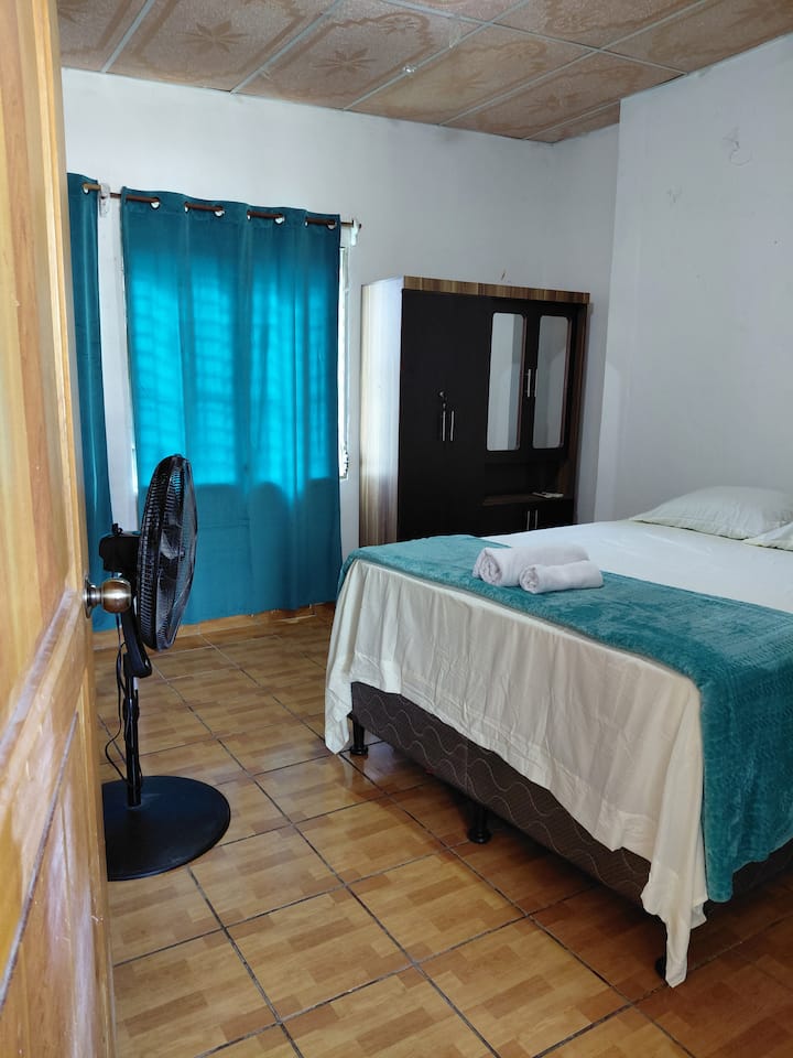 El Nido De La Familia- San Benito Petén - Flores