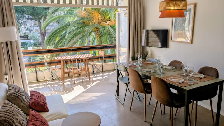 Les Palmeres Salou | Strand 100m | Portaventura - サロウ