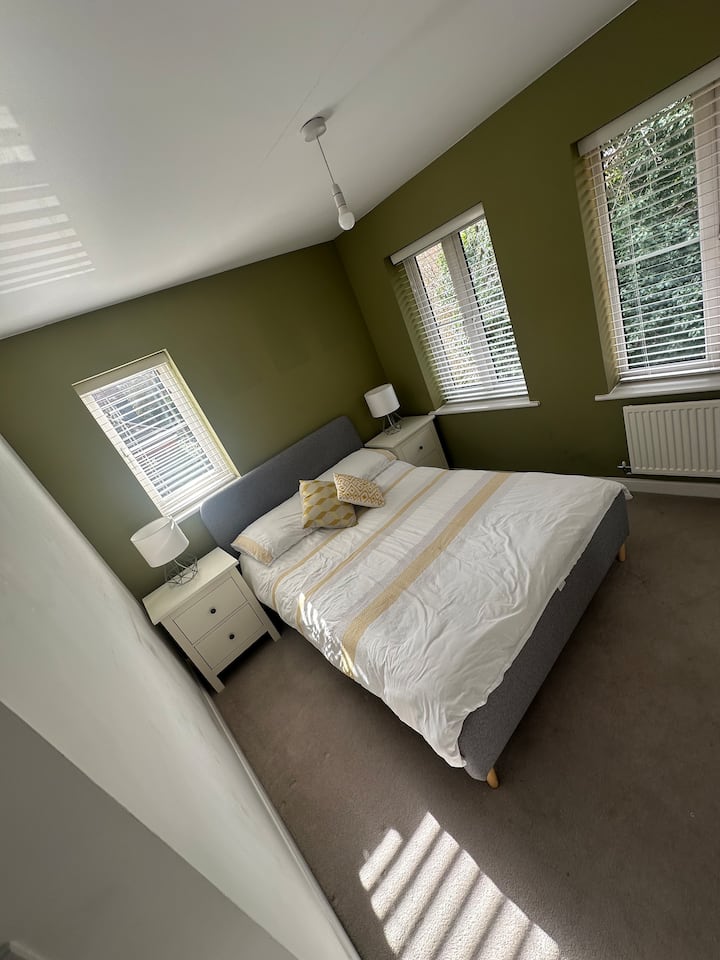Spare Room To Rent - Andover, KS