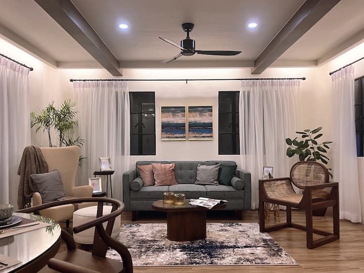 Modern 4br Home/ Pool & Clubhouse/near Airport - Philippines