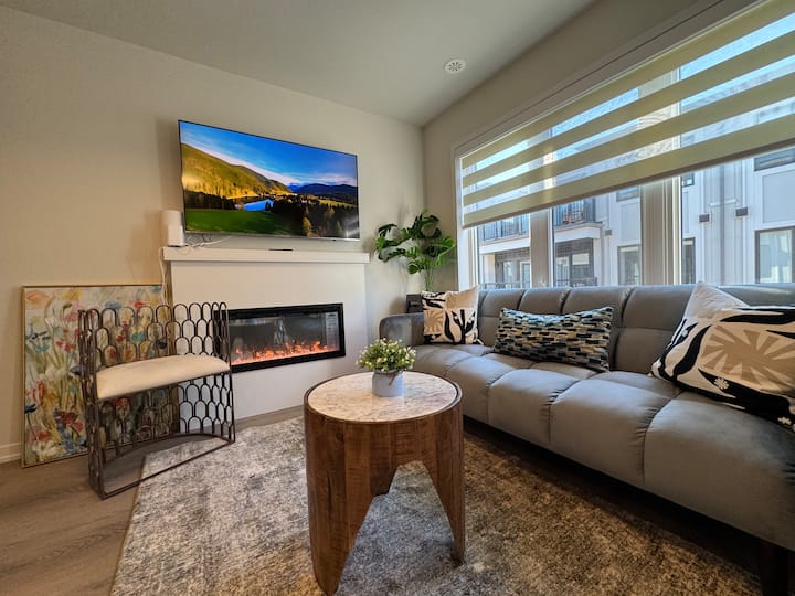 Newly Built Townhouse In Richmond Hill - Markham, Canada