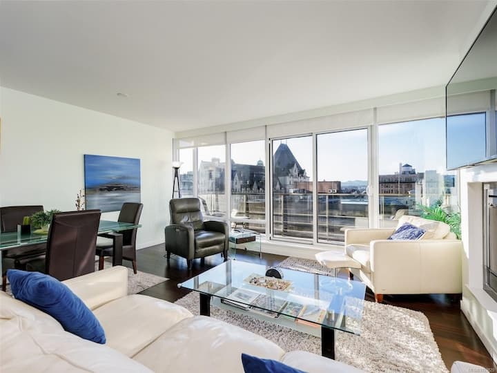 Waterfalls Hotel Empress Vista 2 Bed 2 Bath Condo - Victoria