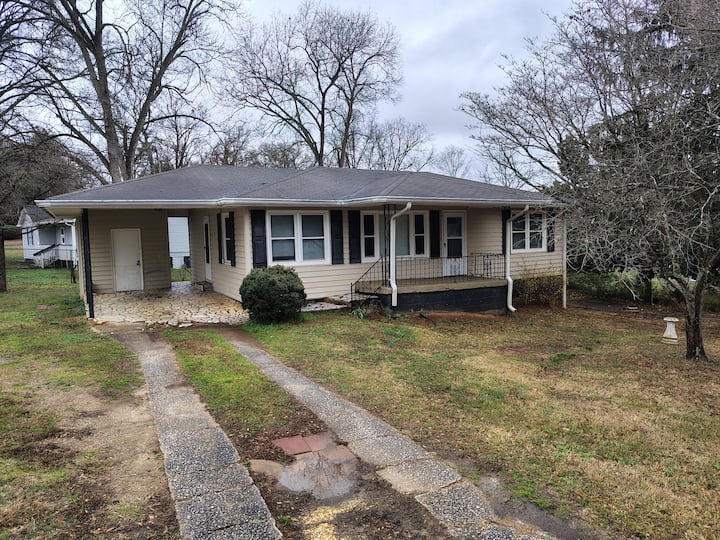 Insurance/relocation Housing - Villa Rica, GA